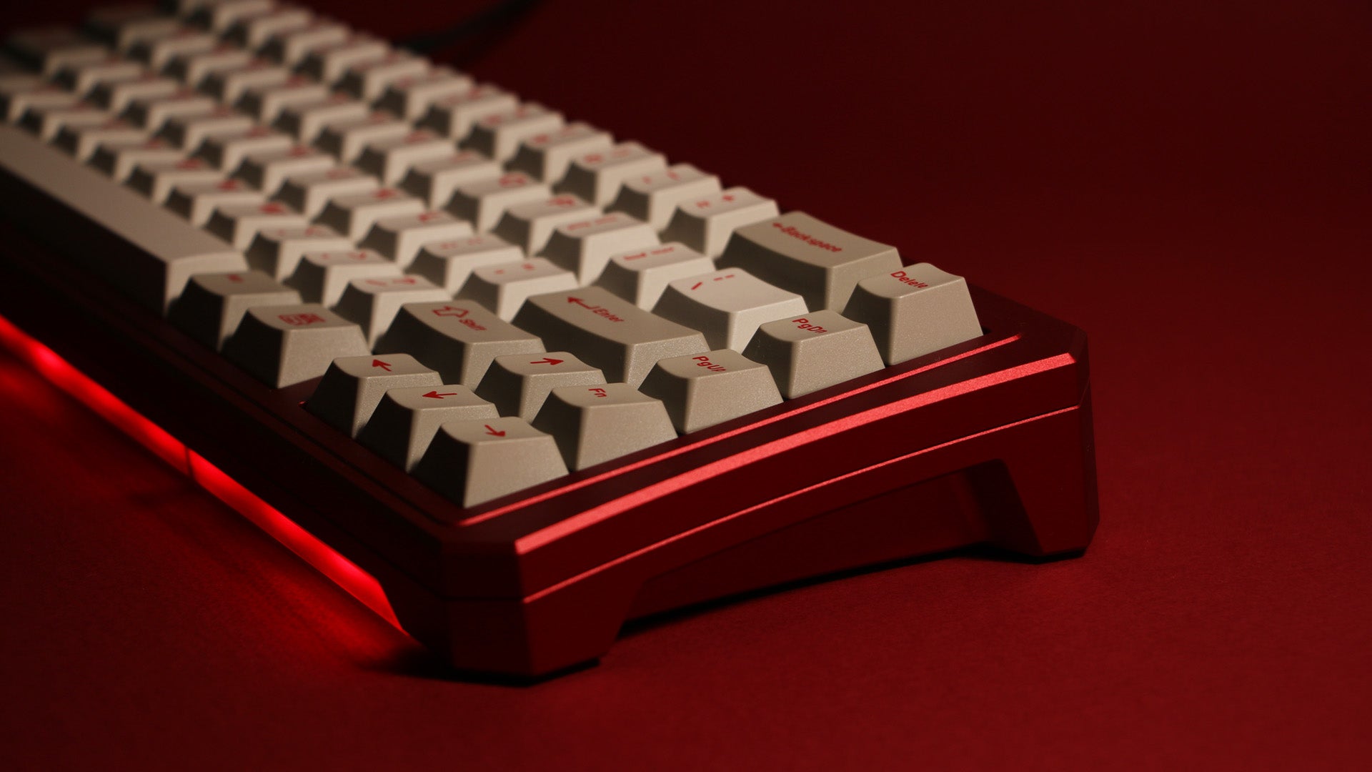 RE65 R2 Keyboard - Vala Supply