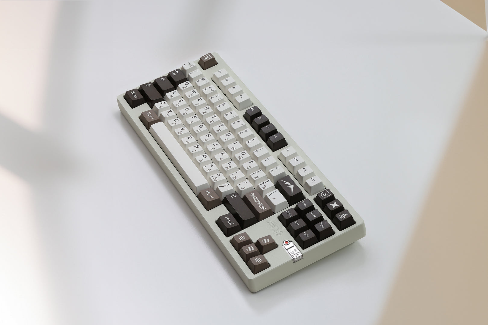 JTK Brown Bear Keycaps - Vala Supply