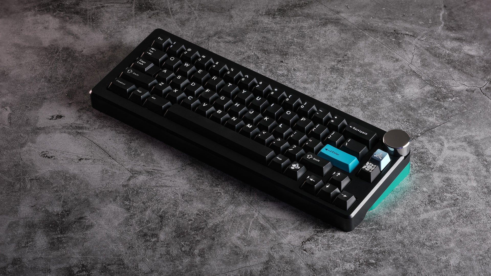 🔺 Delta 65% Mechanical Keyboard - Vala Supply