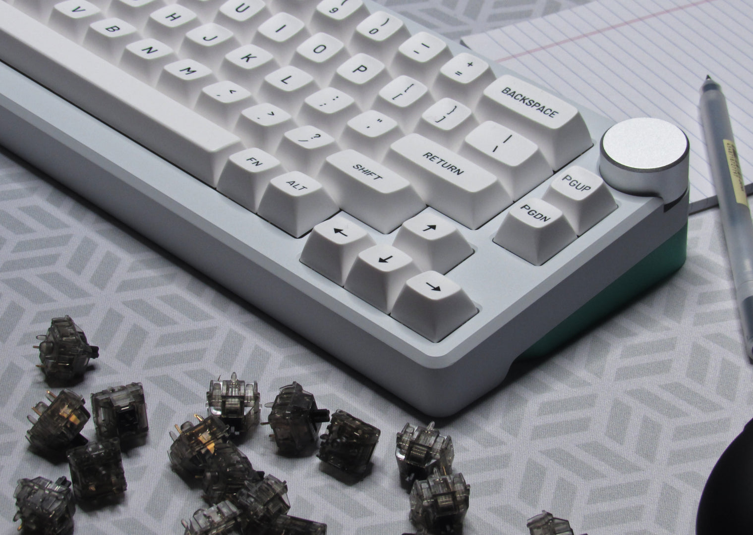 🔺 Delta 65% Mechanical Keyboard - Vala Supply