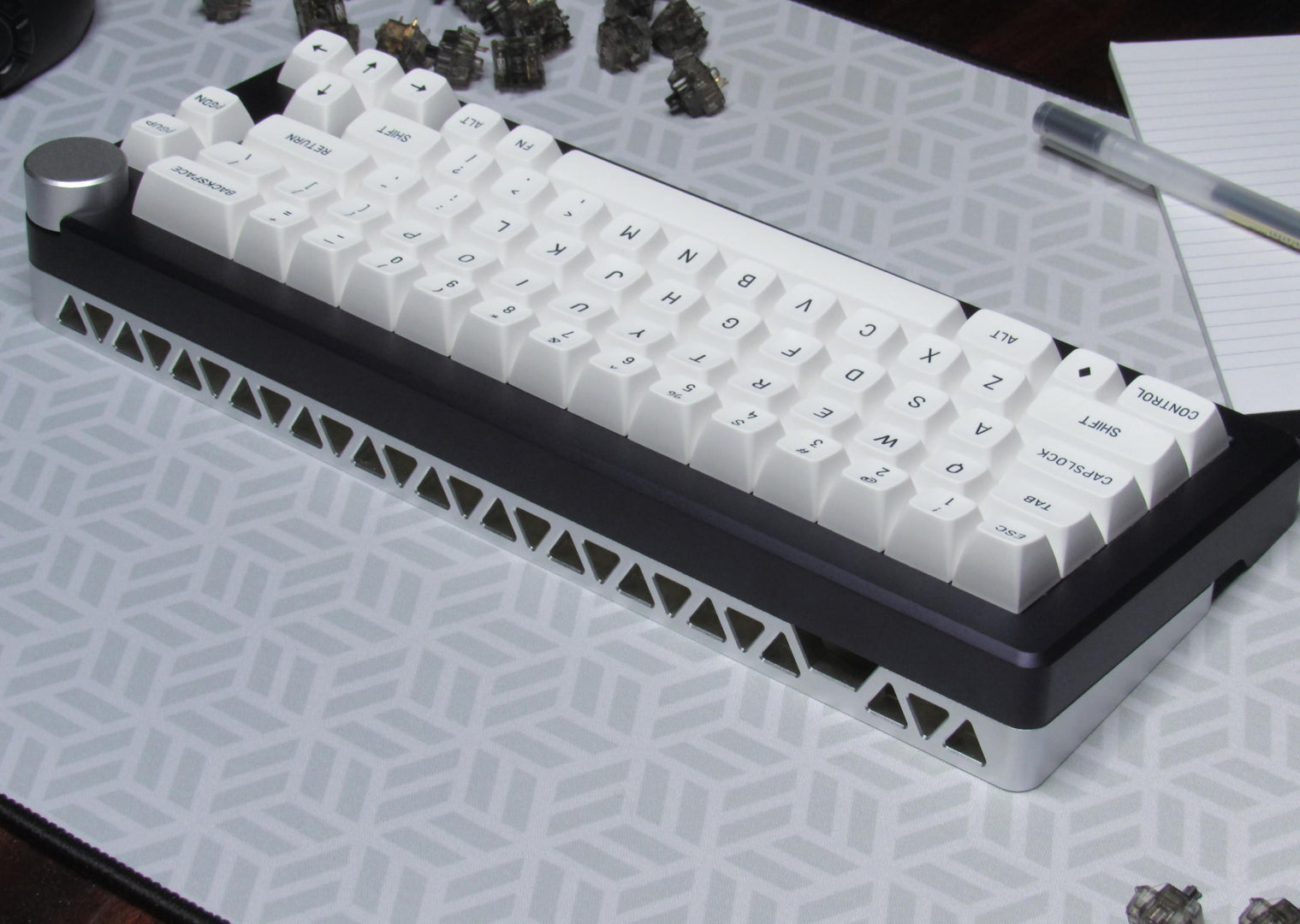 🔺 Delta 65% Mechanical Keyboard - Vala Supply